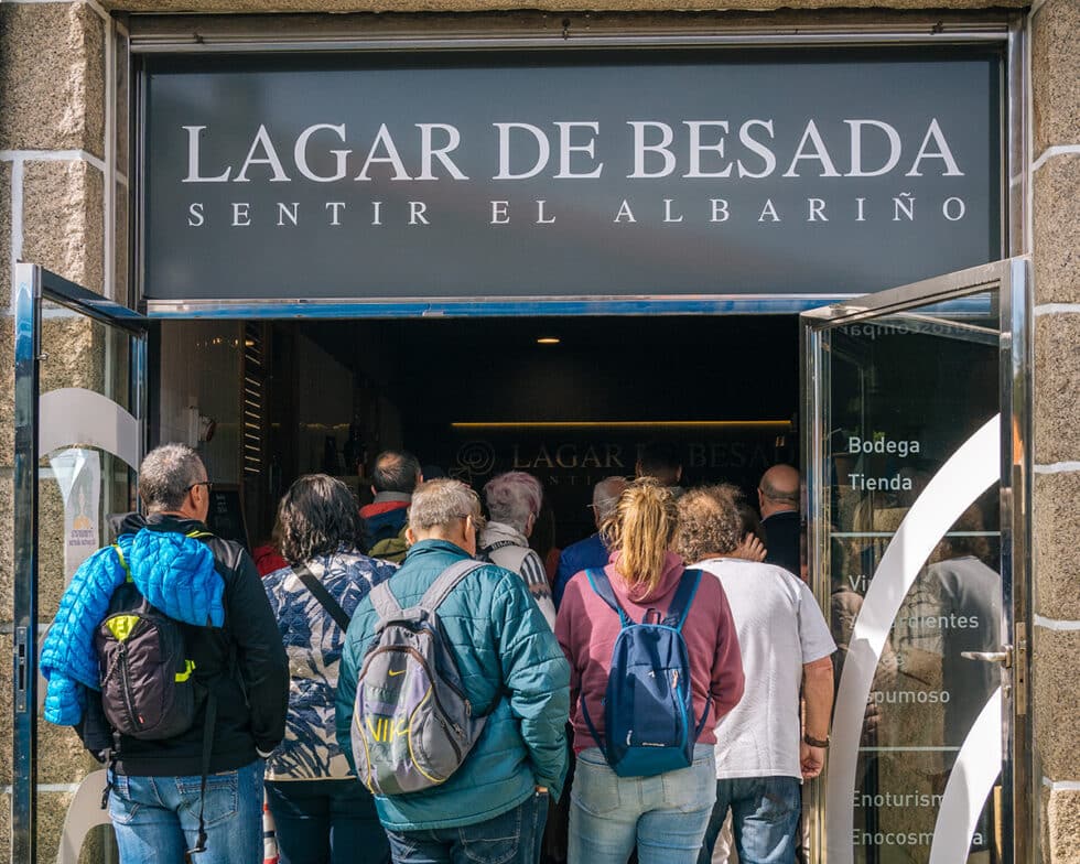 ¡Visitas a la bodega y cata de vinos en agosto! - Lagar de Besada
